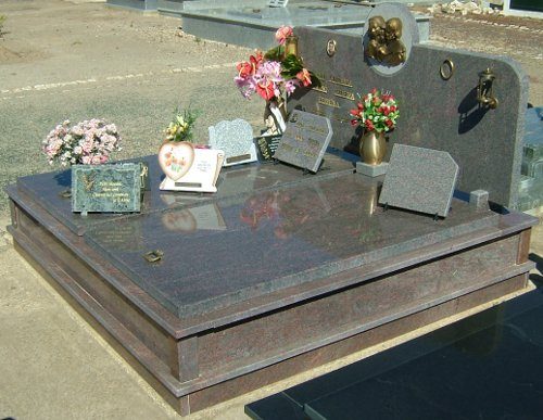 Nordemármores - Mármores e Granitos para a Construção Civil - Campas ...